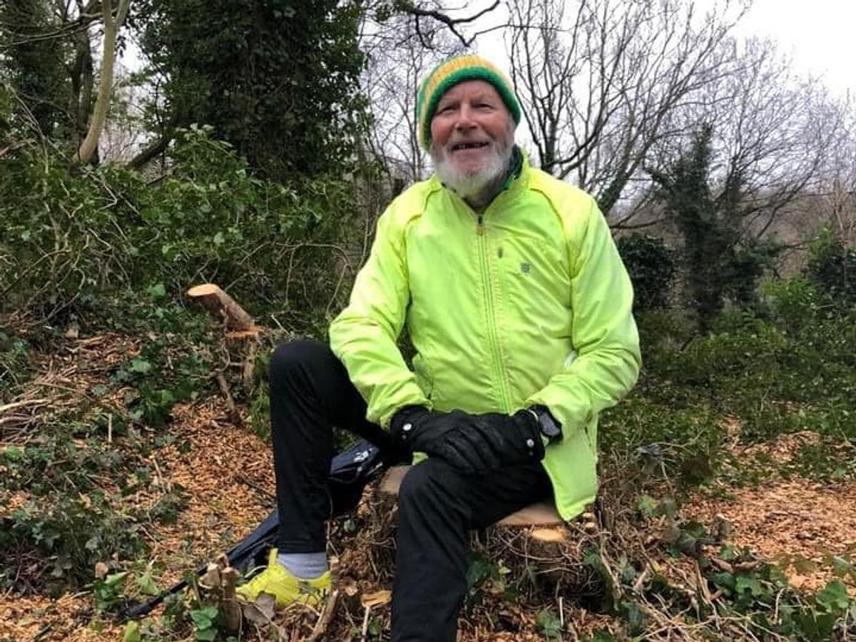 Hundreds of parkrunners cheer for 85th birthday of Telford running ...