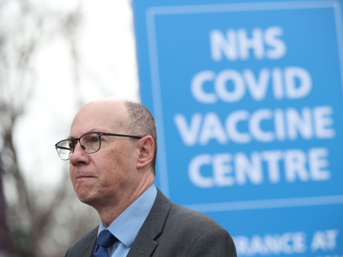 Vaccination centres ‘are safe’ – NHS chief | Express & Star