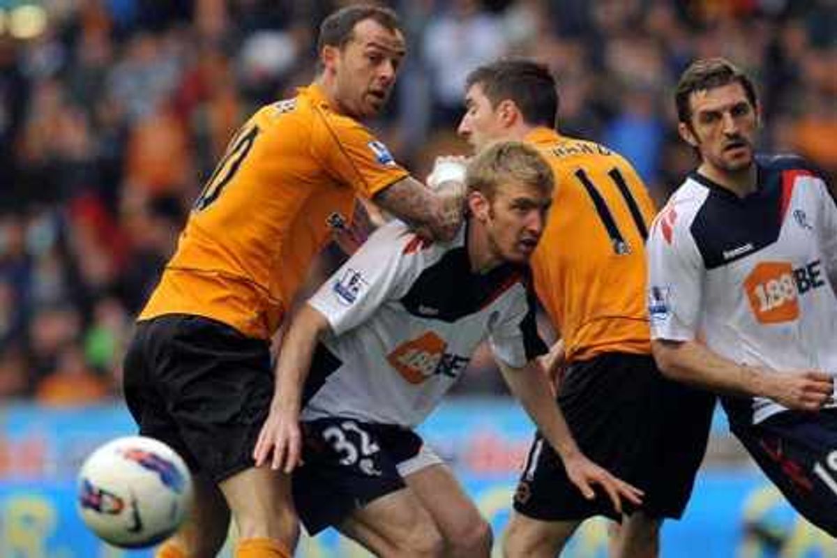 Wolves striker Steven Fletcher attracting plenty of interest | Express ...
