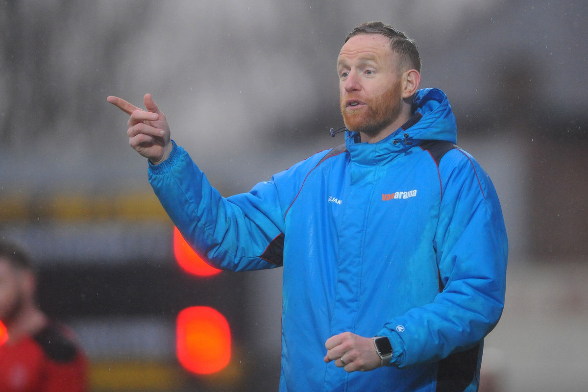 Gavin Cowan wants AFC Telford's focus back on league | Shropshire Star