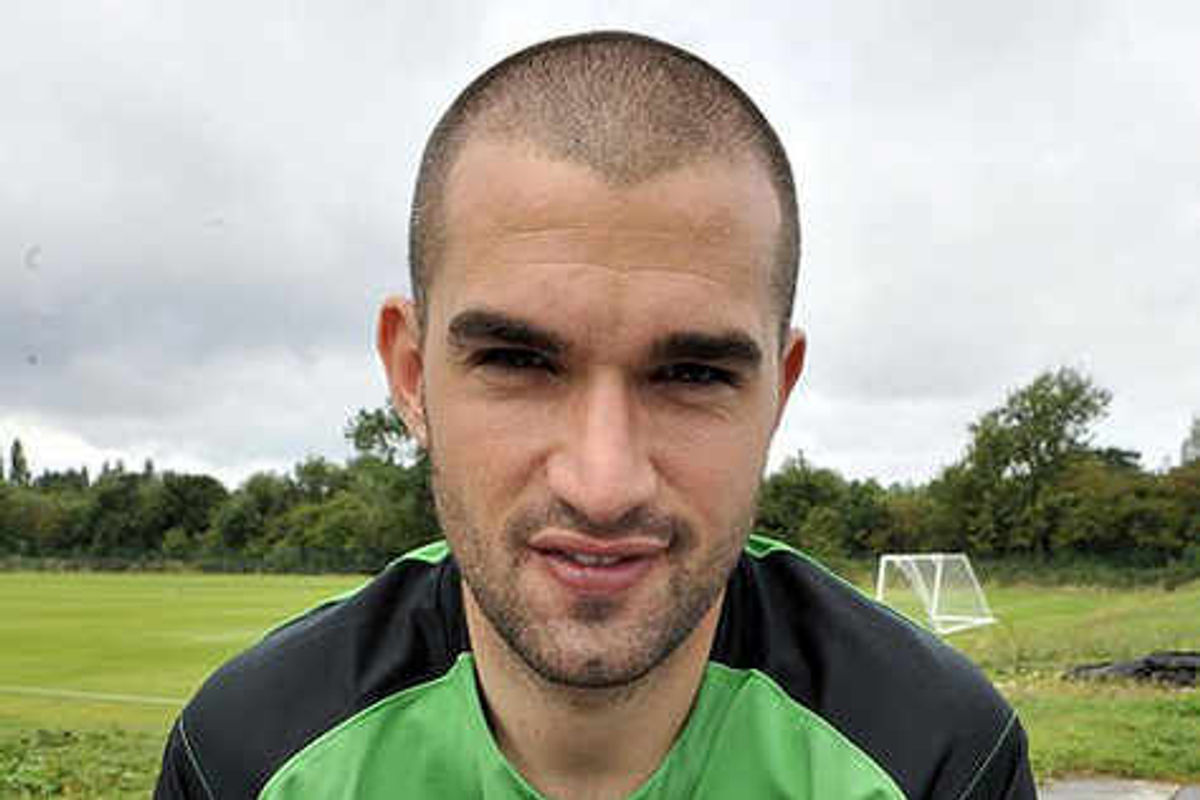 Boaz Myhill fires warning to Wayne Hennessey | Express & Star