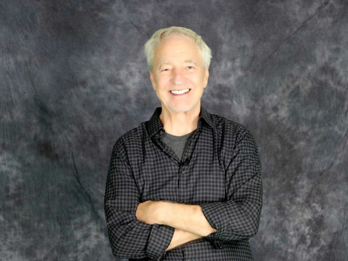 Kelly Monteith, US comedian who starred in self-titled BBC show, dies ...