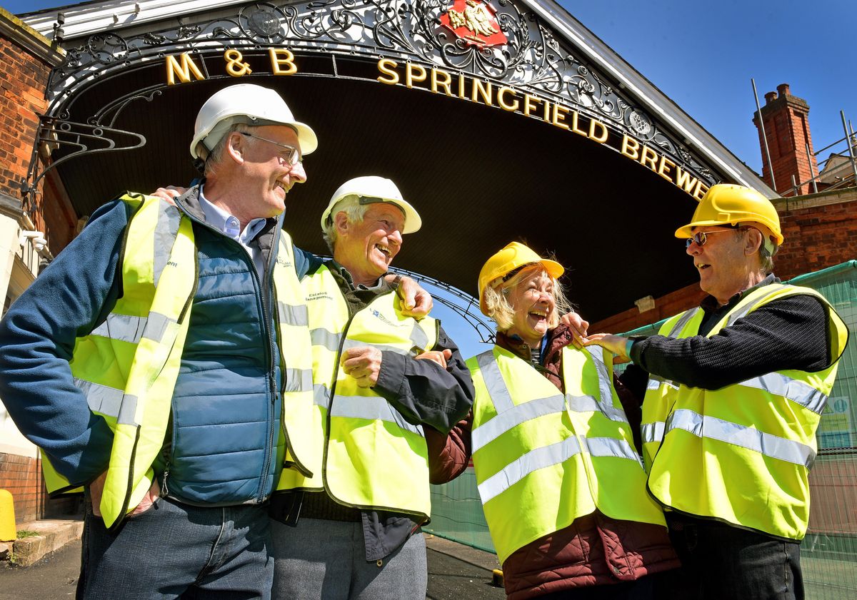 Former workers visit Springfield Brewery | Express & Star