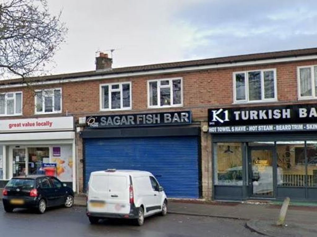 Residents join campaign to tidy up ‘top shops’ | Express & Star