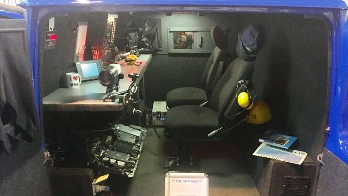 Fully restored government ‘spy van’ to go on display at 2017 Commercial ...
