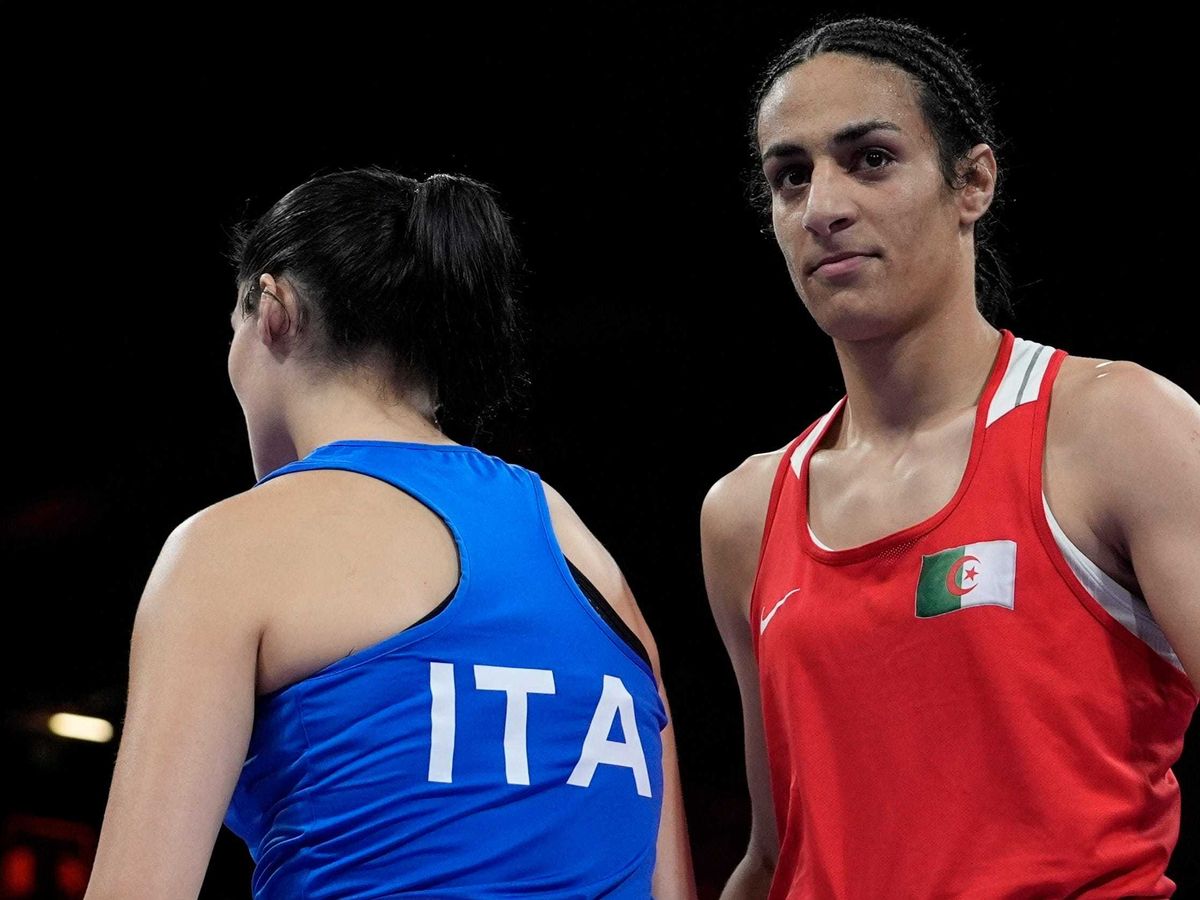 Boxer at the centre of gender controversy wins Olympic fight in just 46 ...