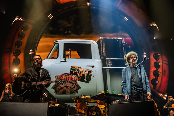 Goodbye ELO: 18 amazing images of Jeff Lynn's farewell tour in Birmingham at Utilita Arena on ...