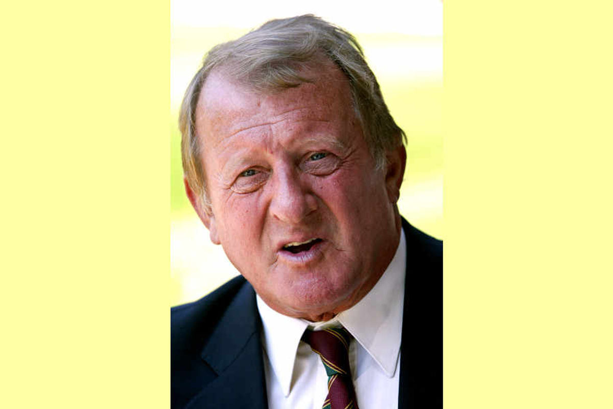 Ex-Wolves boss John Barnwell seeking all-clear for reunion | Express & Star