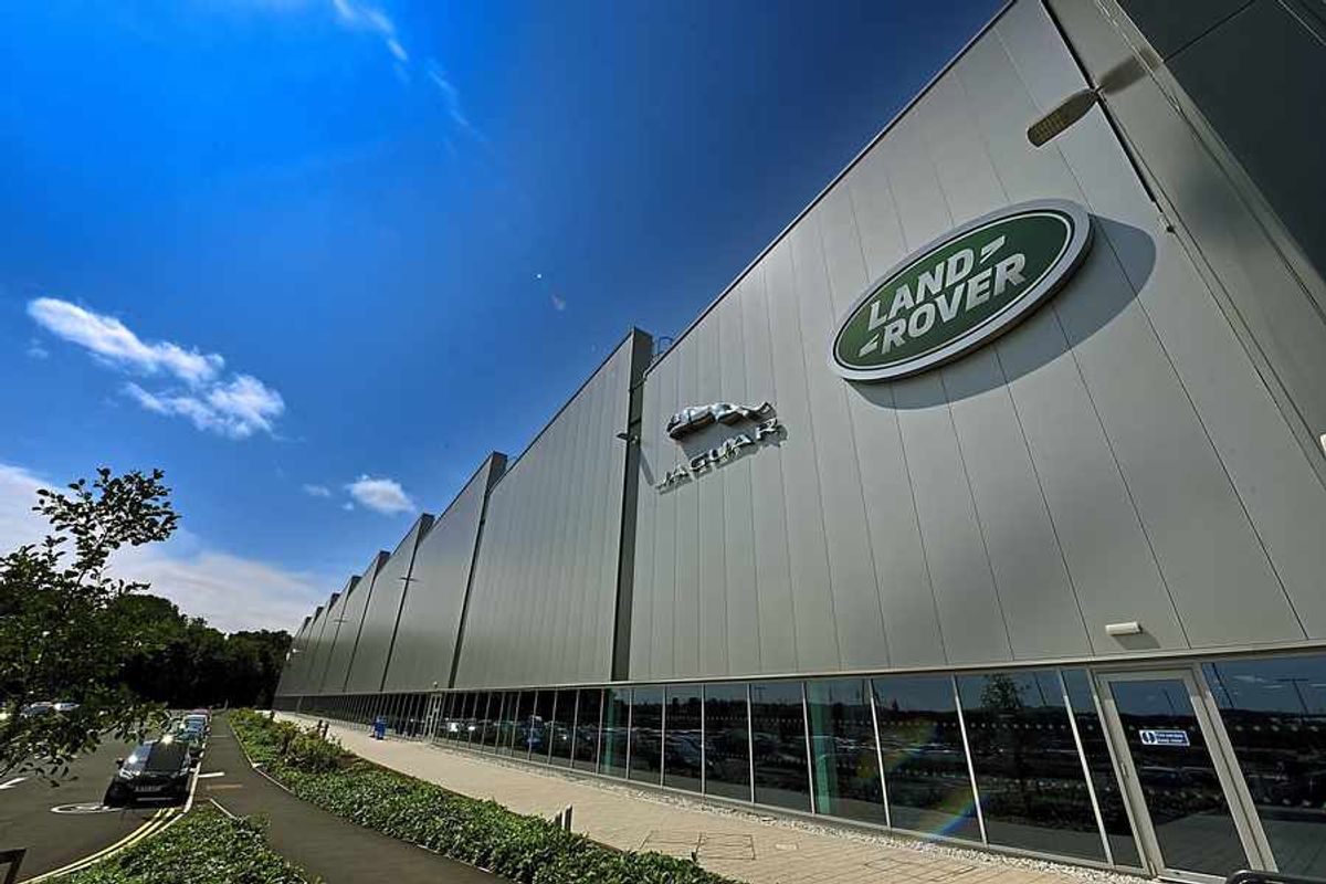£16.6m JLR grant to bring 200 jobs | Express & Star
