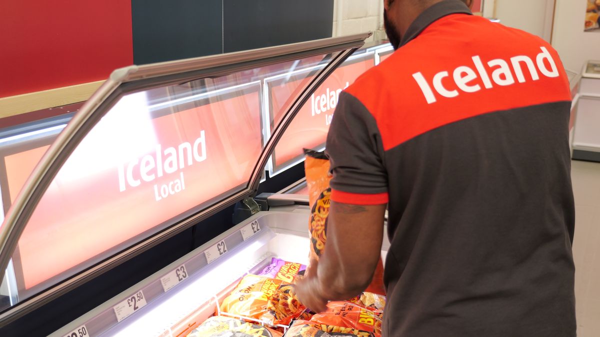 Prison pizza and ice cream - new pictures reveal how Staffordshire's ...