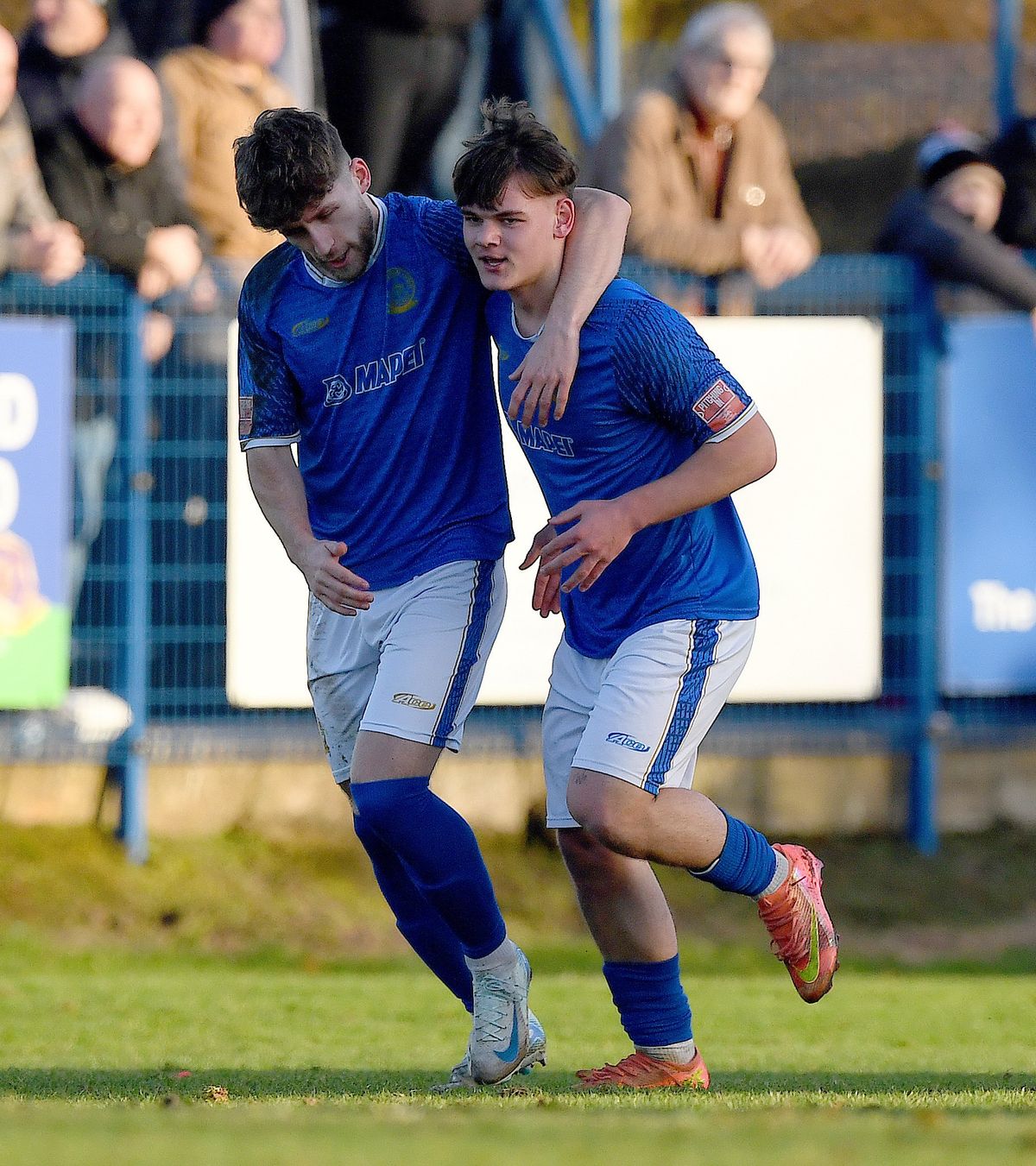 Halesowen Town triumph in remarkable late No.9 Derby comeback victory ...