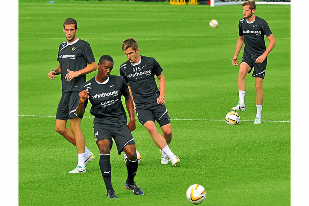 Roger Johnson takes part in Wolves U21 training - In pictures | Express ...
