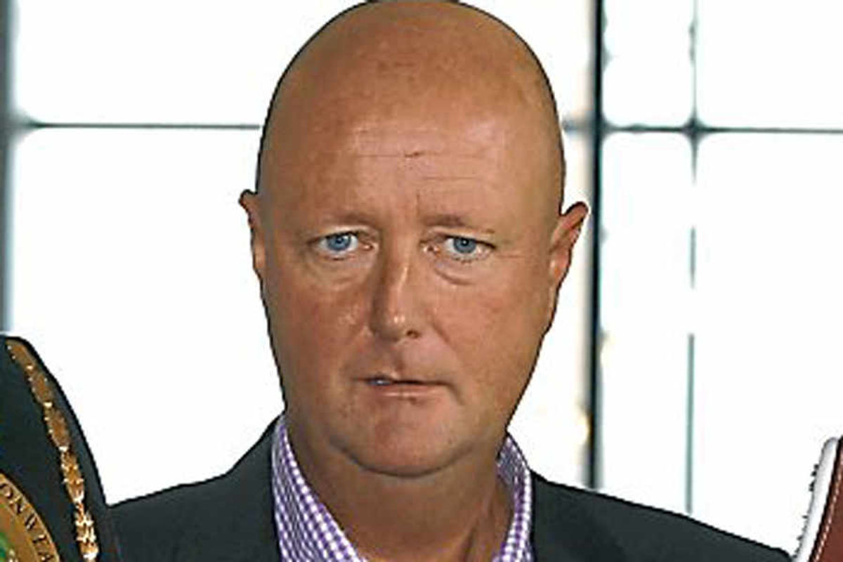 Boxing world in mourning as Black Country trainer Dean Powell dies at ...