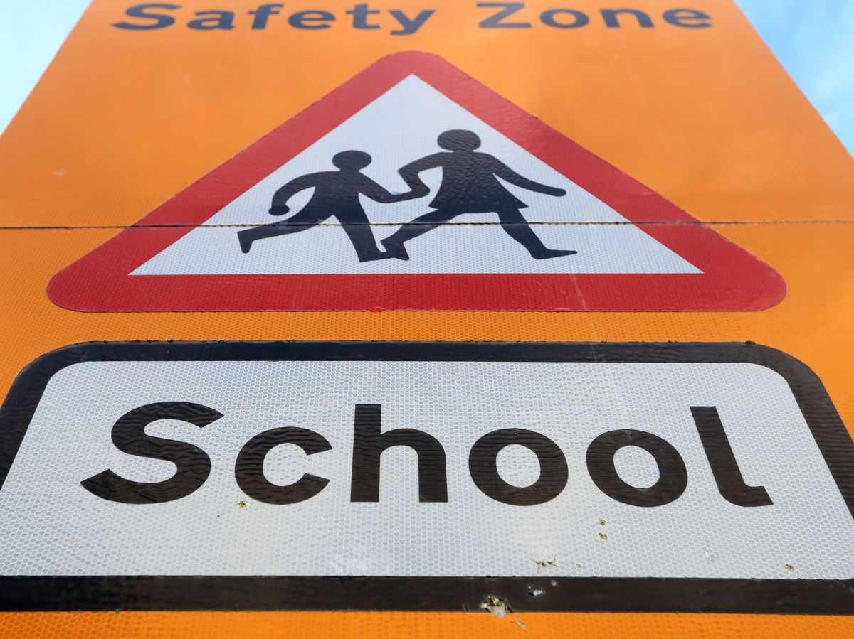 Shropshire's School Streets pilot scheme a step closer as signs go up ...