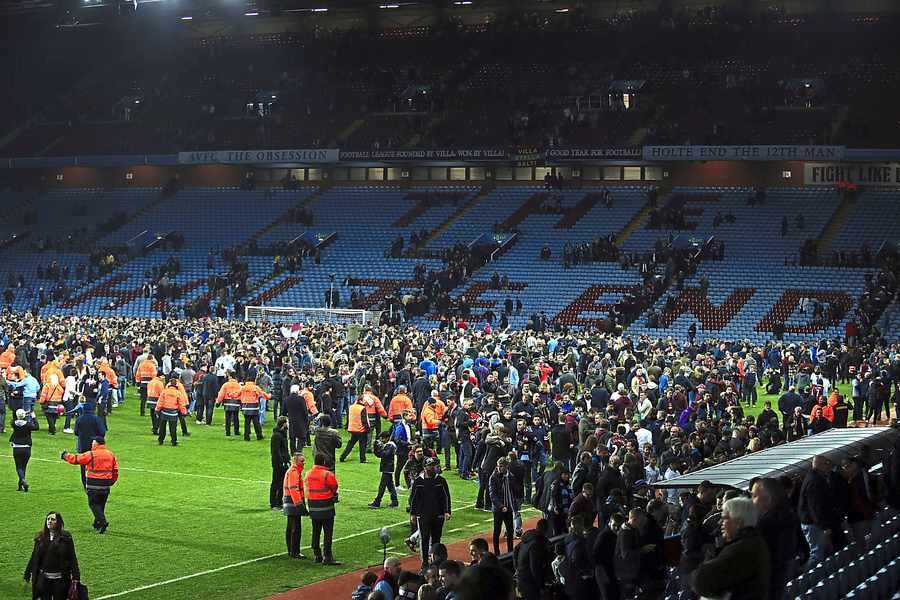 Hunt begins for West Bromwich Albion and Aston Villa hooligans ...