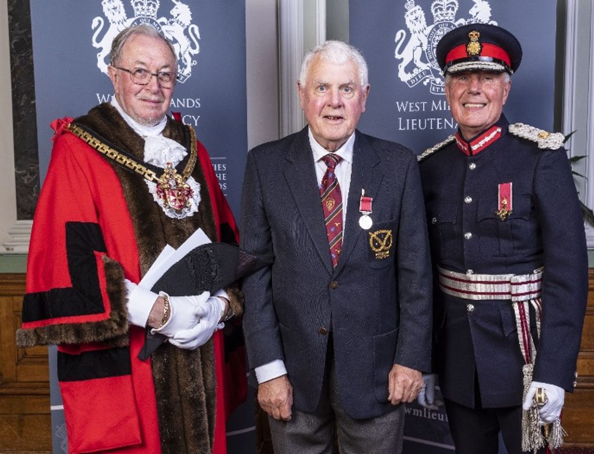 Tributes pour in for founding member of Willenhall Rugby Club | Express ...