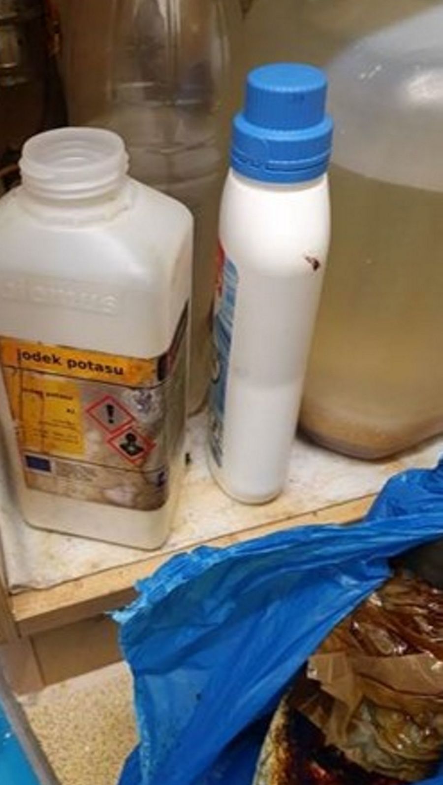 10 photos show inside Breaking Bad-style meth lab busted by police in ...