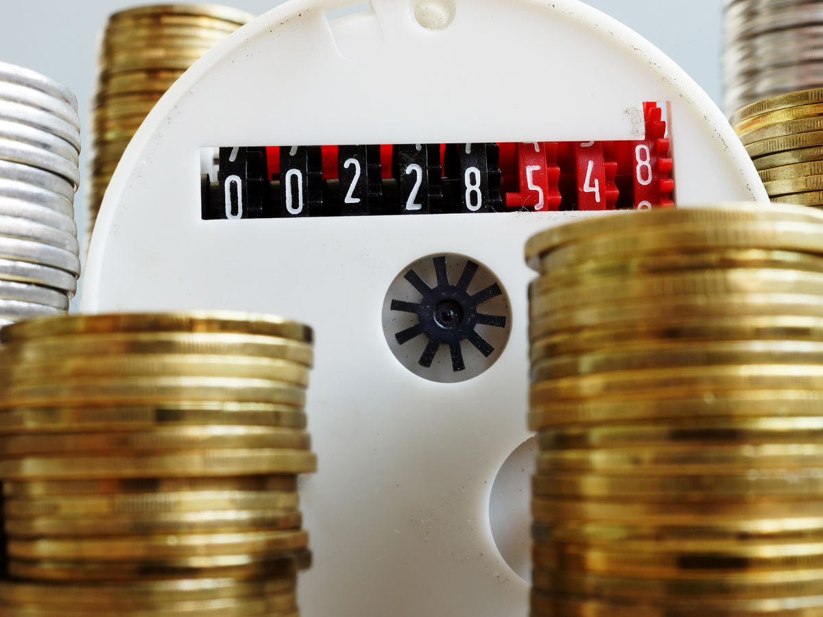 Money Saving Amy: Tips to cut costs on hefty water bills as the cost of living crisis rumbles on ...