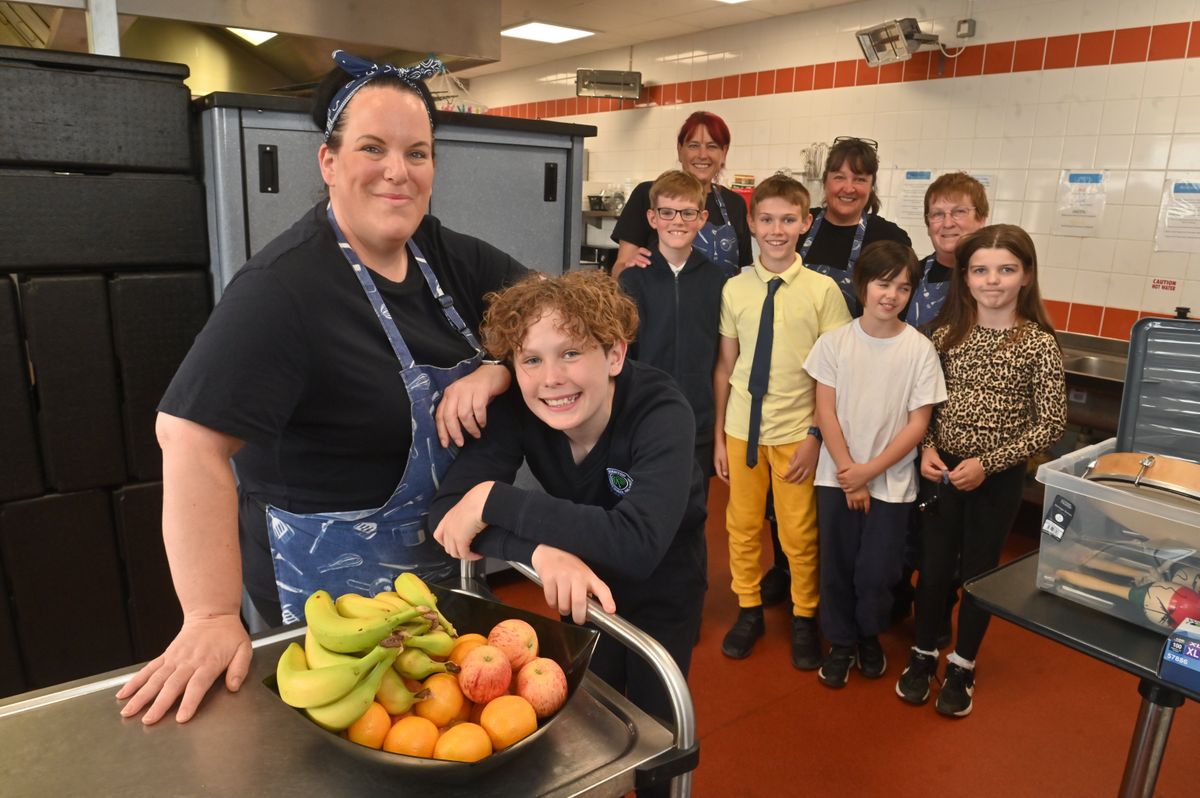 We visit Albrighton primary school which boasts an outdoor swimming ...