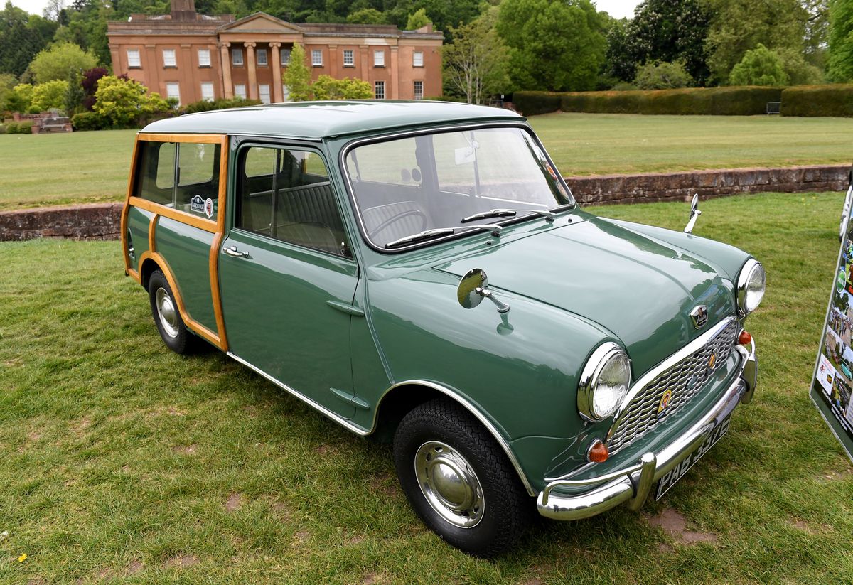 Hundreds of Minis set to roll into Himley Hall this weekend for British ...