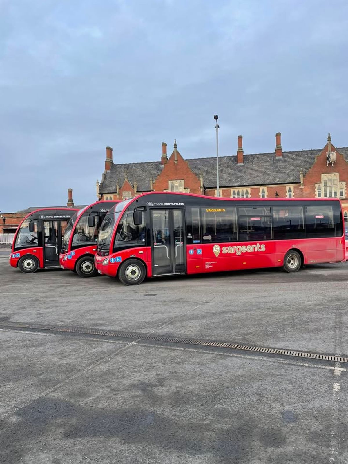 Leominster gets a new bus provider - with capped fares for limited time ...