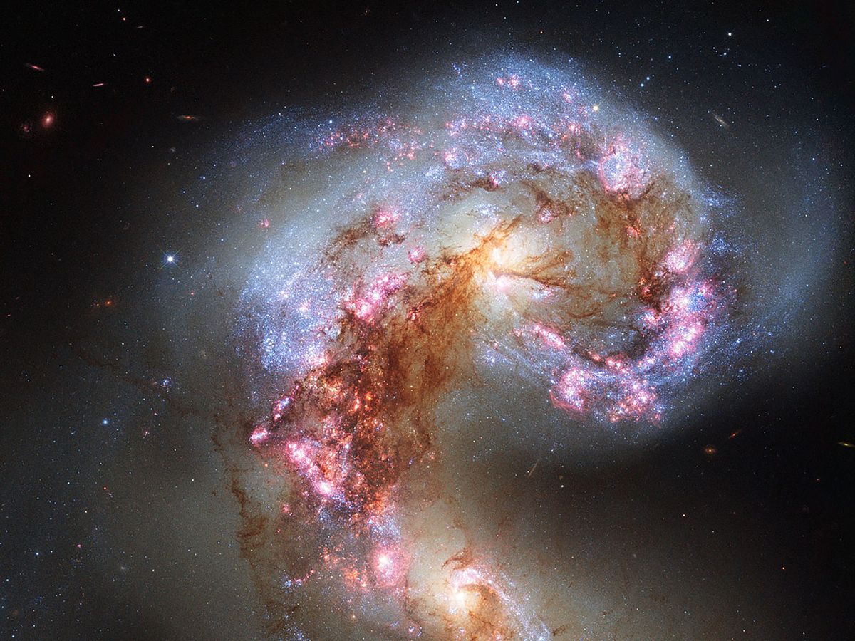 Mystery of how giant galaxies formed could be close to being solved ...