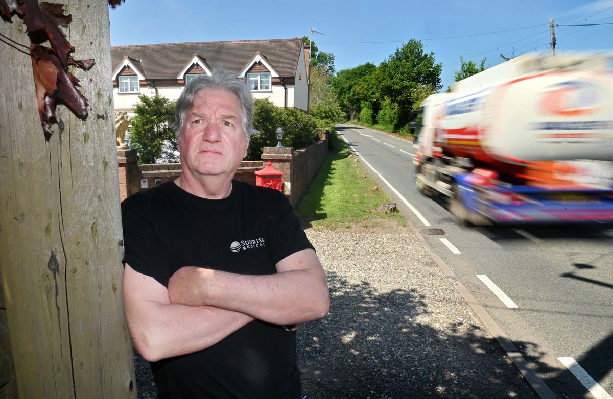 'It's a fatal accident waiting to happen' - Man living by busy B-road ...