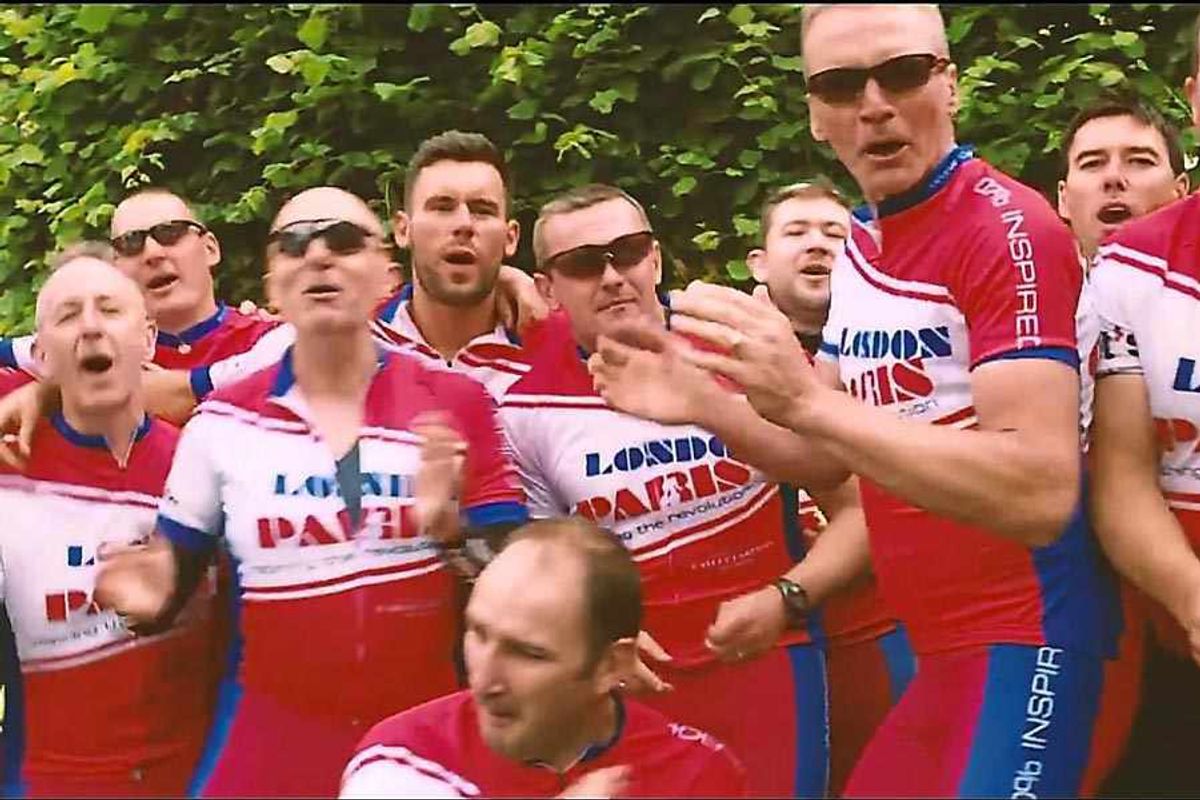 WATCH: They're too hot! Former Wolves star Geoff Thomas gets funky to ...