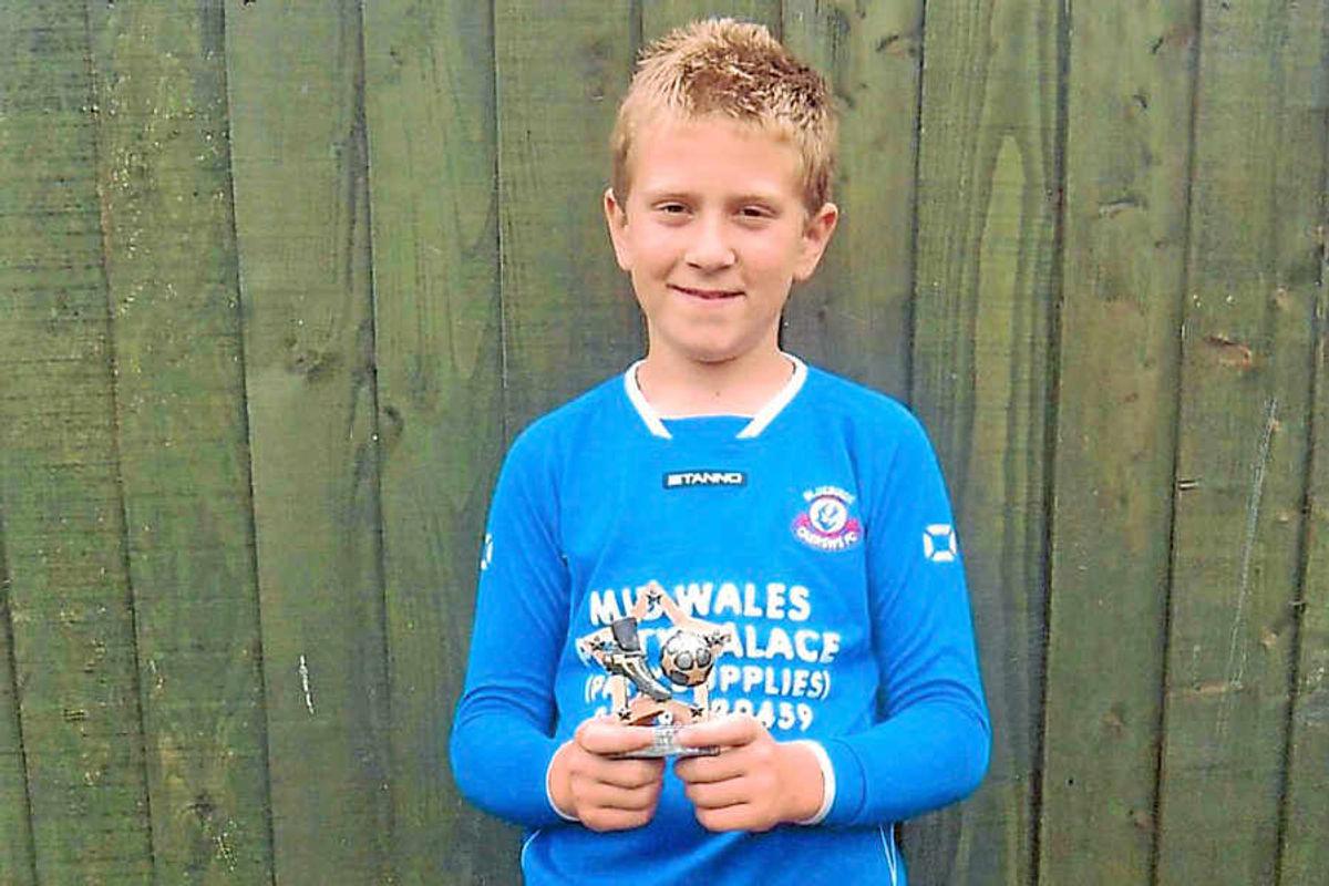 Young friends fought to free tragic Casey, 12, from goalpost ...