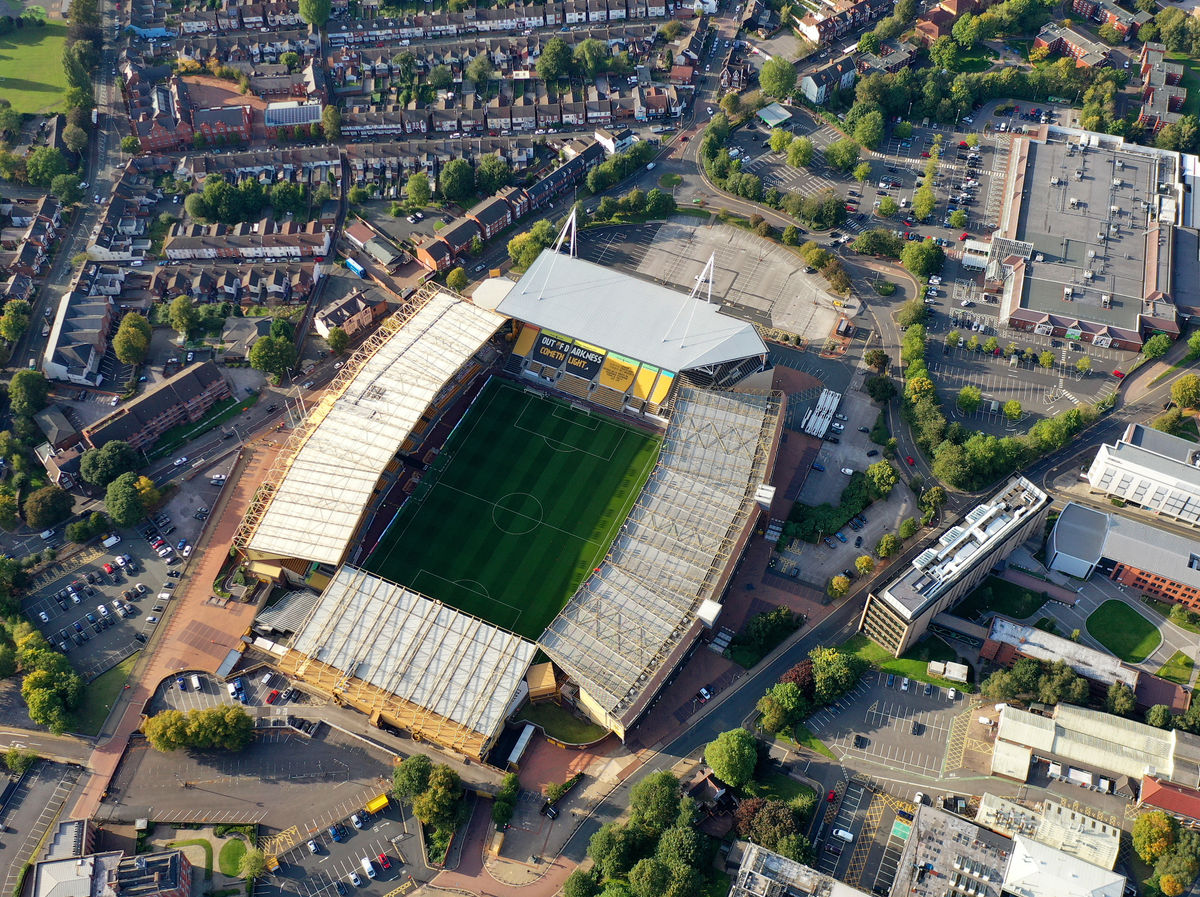 Get a unique view of Molineux as chance to abseil from stadium roof ...