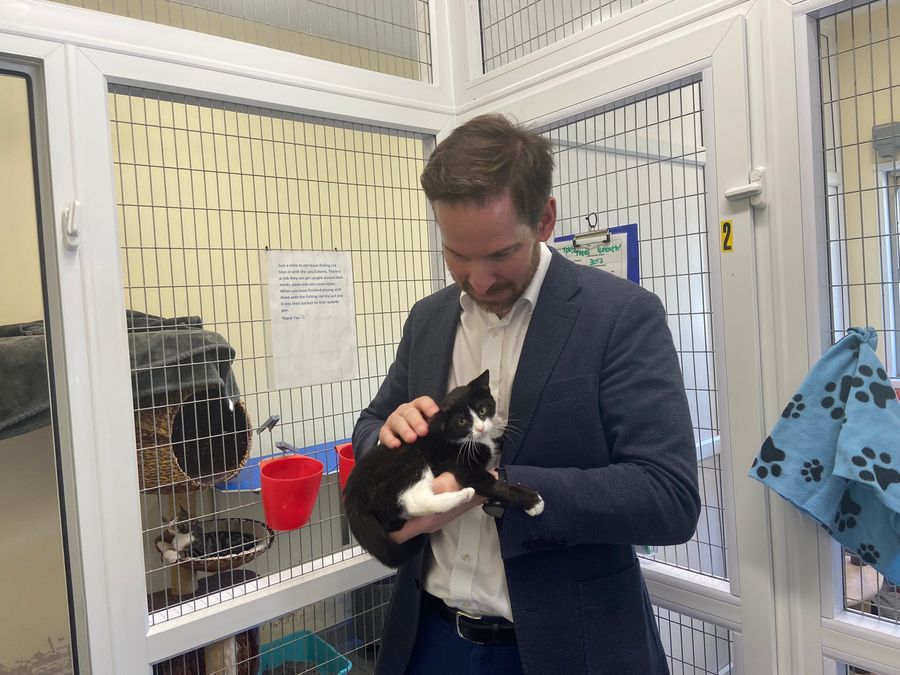 Alex Ballinger MP visits Blue Cross rehoming centre | Express & Star
