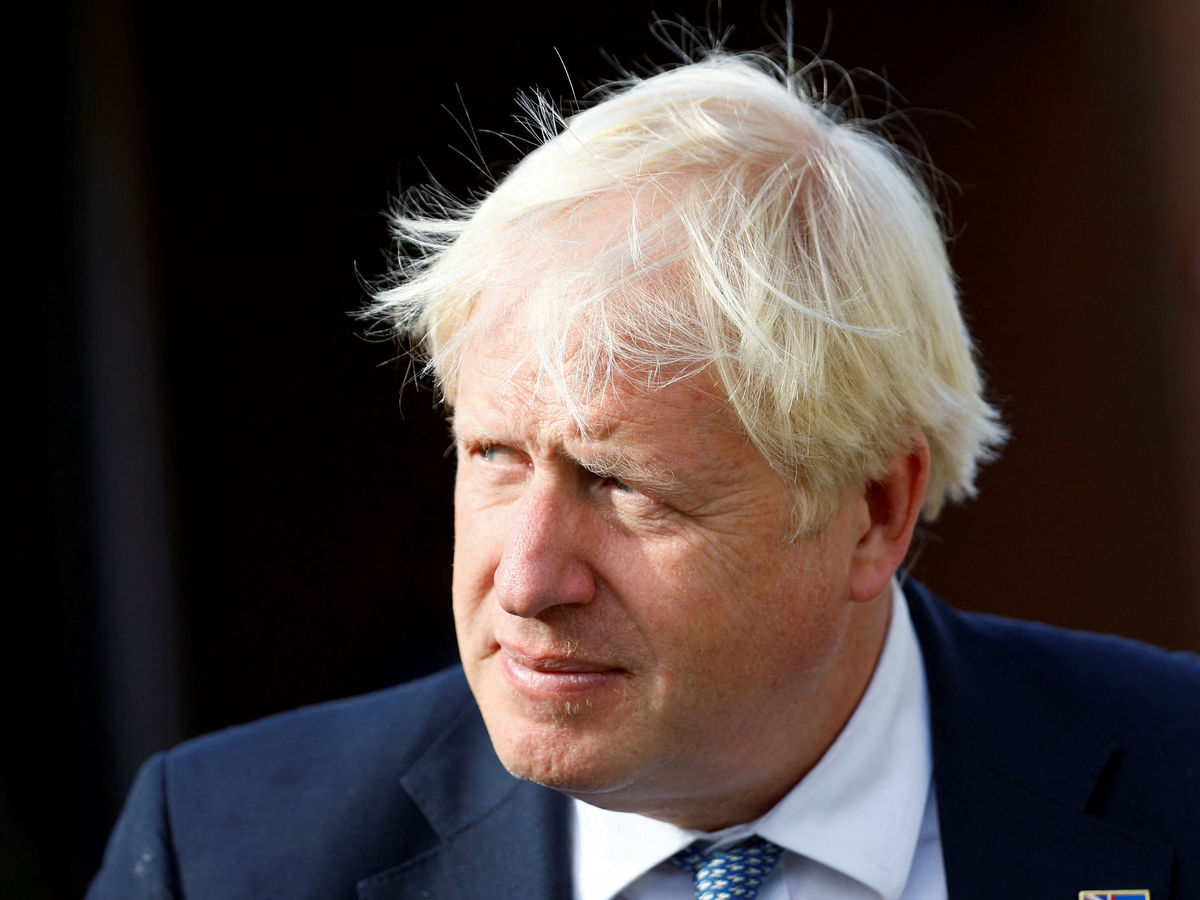 Tory MPs cry foul over 'kangaroo court' as they defend Boris Johnson ...