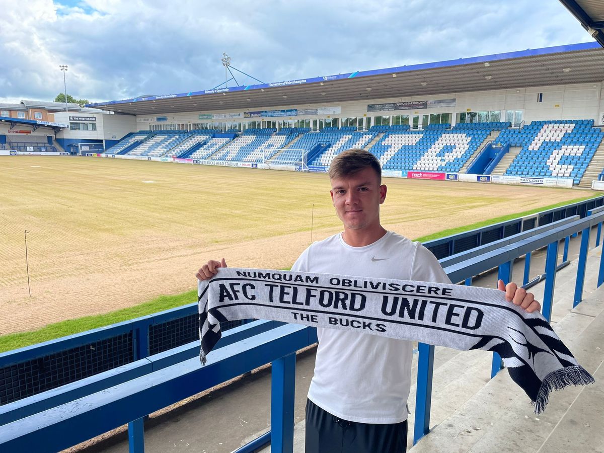 AFC Telford United make attacking full-back Josh Dugmore signing No.2 ...