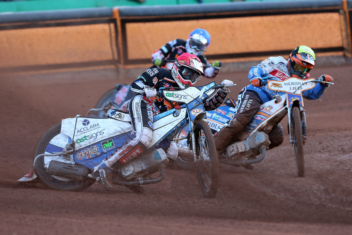 Cradley skipper Adam Roynon breaks arm | Express & Star