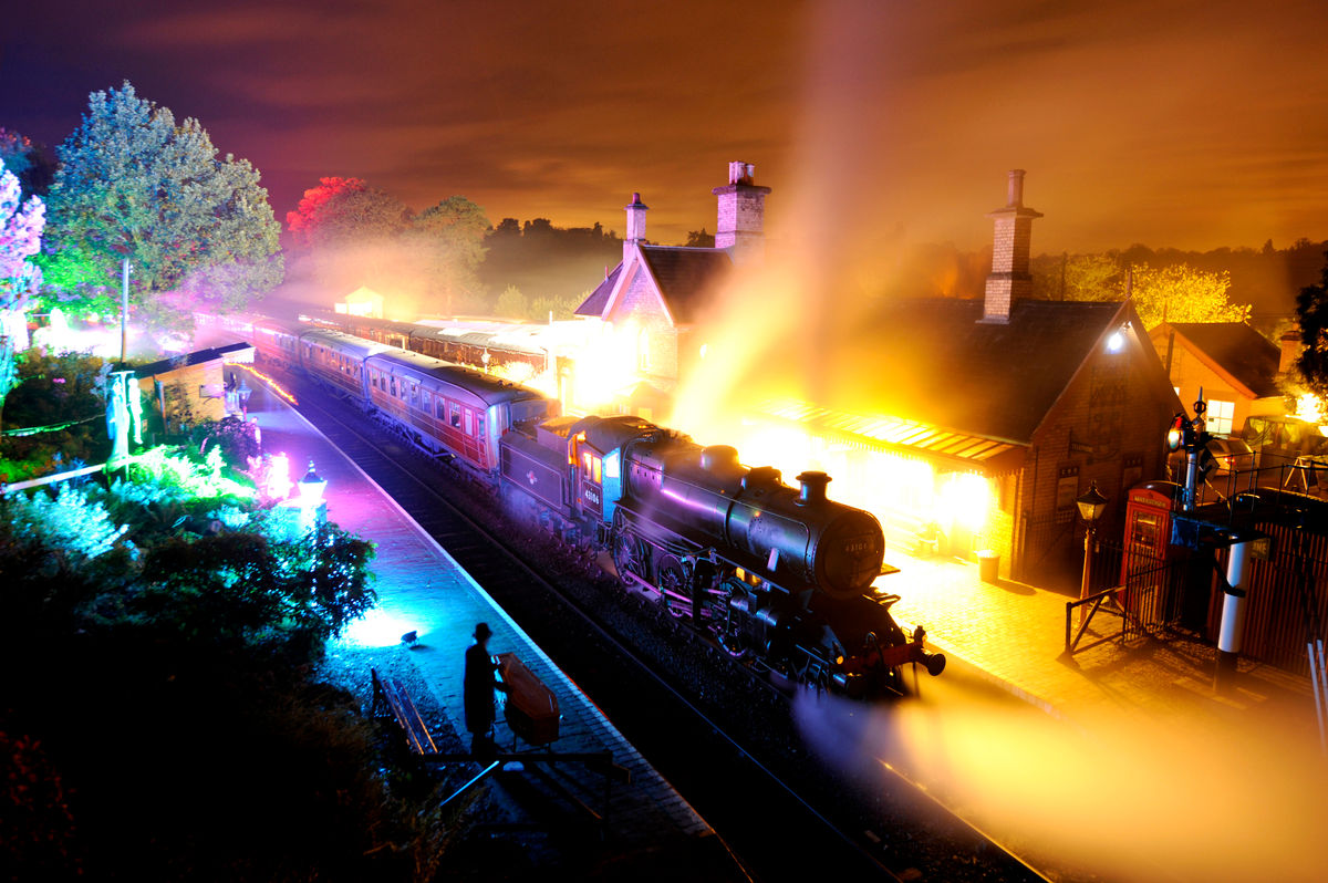 'Petrifying ghouls' to sneak along Severn Valley Railway's Halloween ...