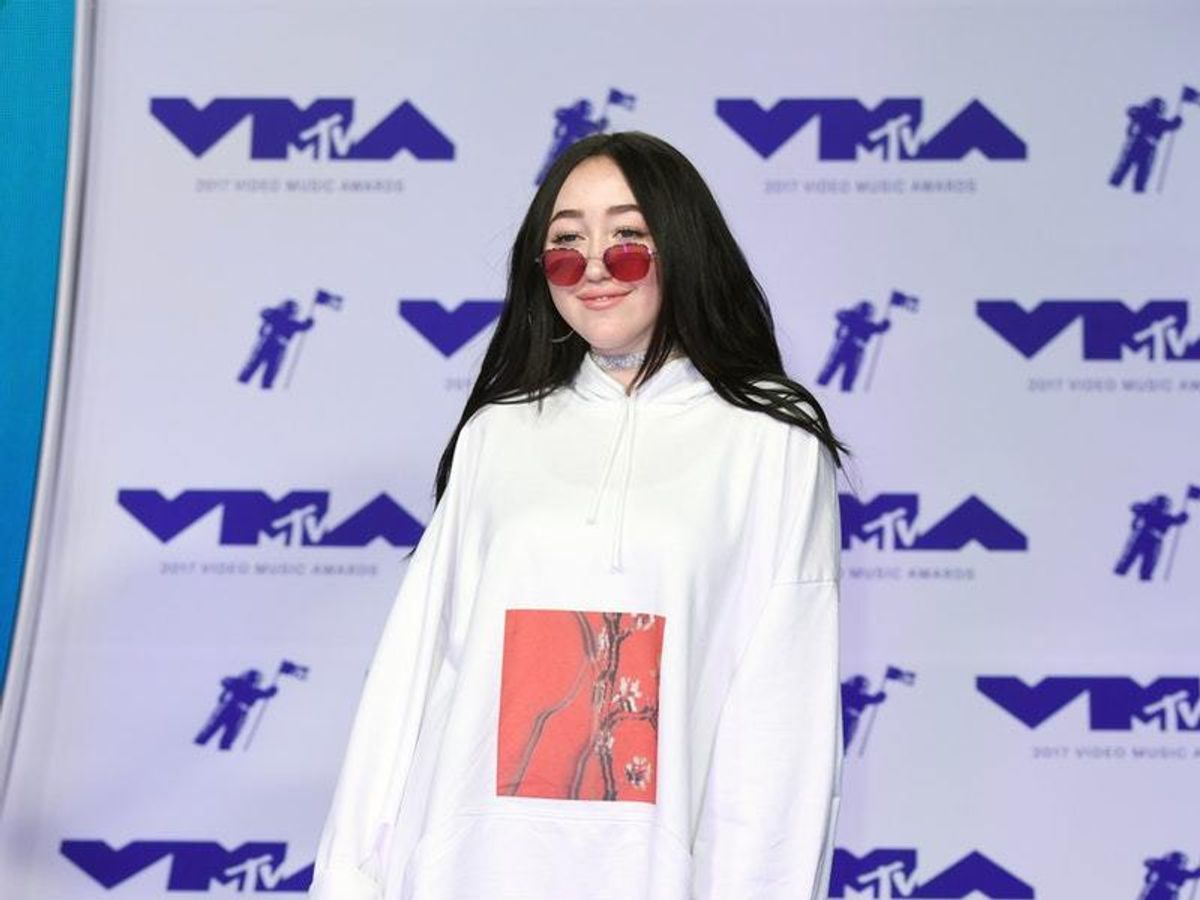 Who is Noah Cyrus’s apparent new boyfriend rapper Lil Xan? | Shropshire ...