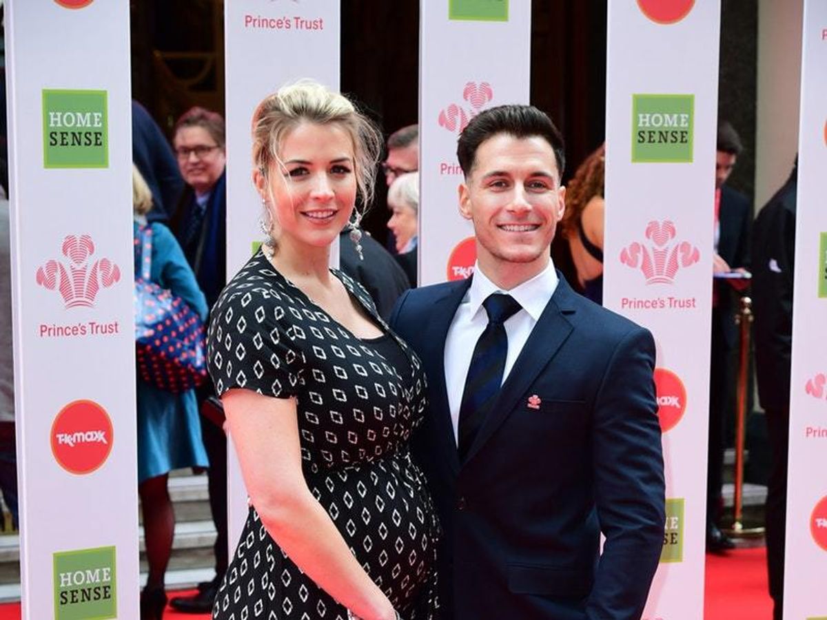 Pregnant Gemma Atkinson climbs Spanish volcano in memory of late father ...