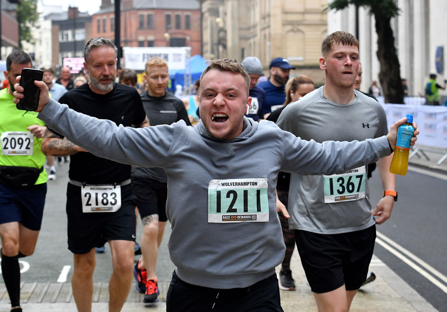 Wolverhampton Half-Marathon and 10k: Route and road closures as ...