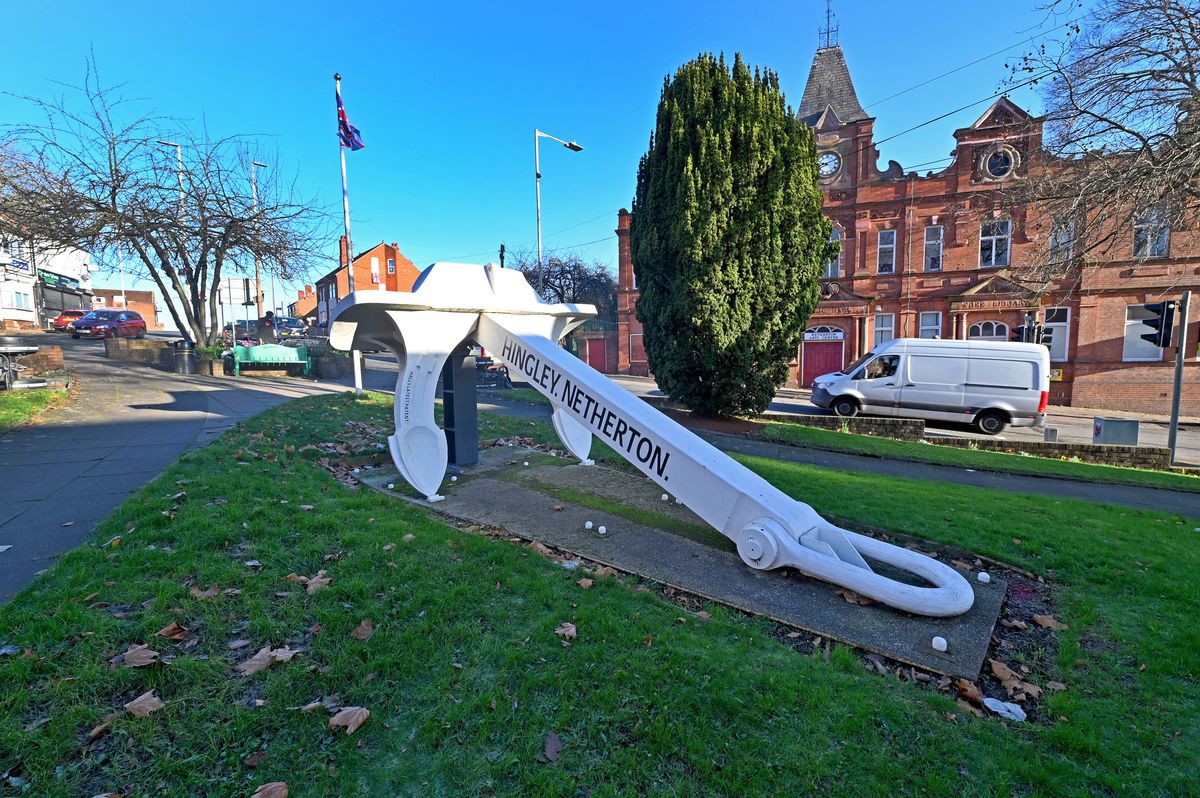 We visited a Black Country town with Titanic history, friendly people ...
