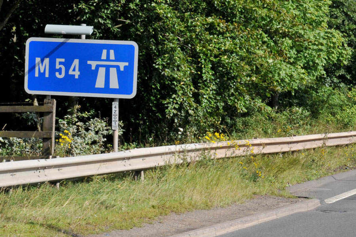 Telford M54 exit road closed after two-car crash | Shropshire Star