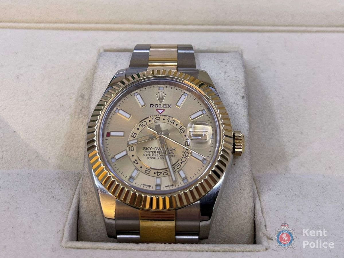 Romance fraudster ordered to pay £32,000 back to victim | Express & Star