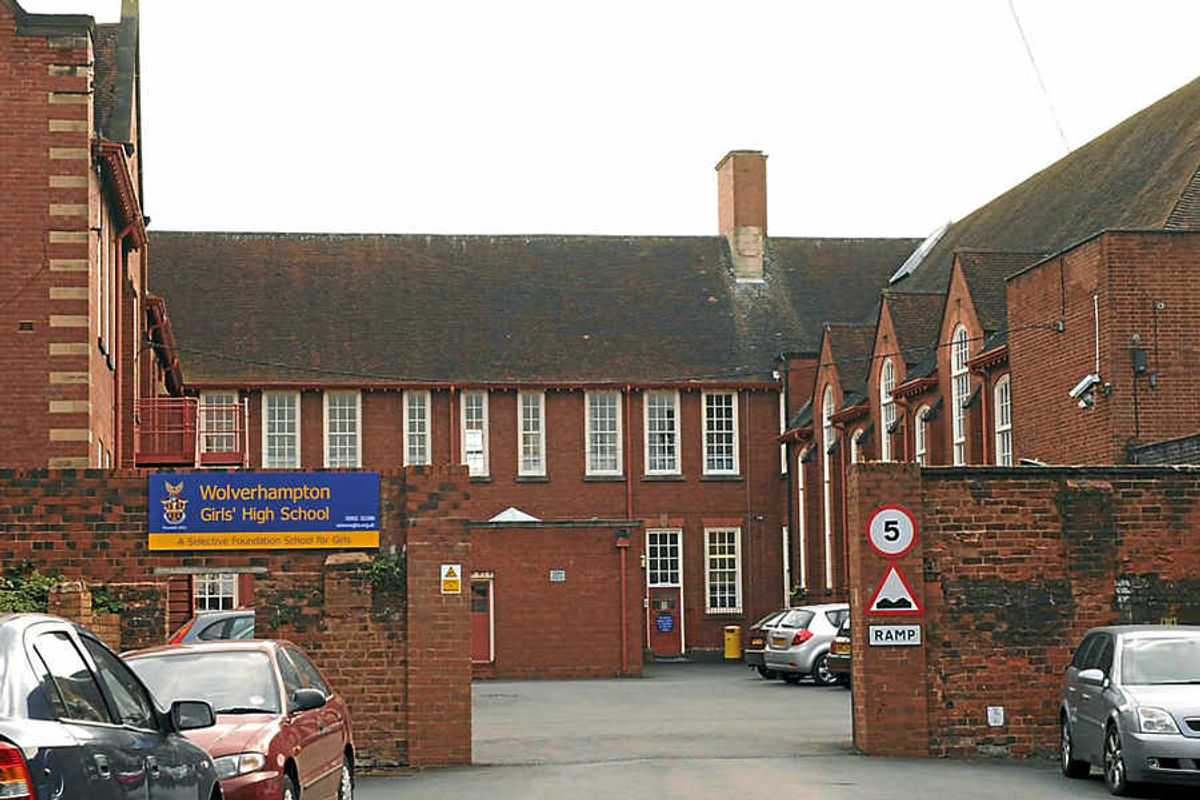 Bomb squad at Wolverhampton school over chemical explosion risk ...
