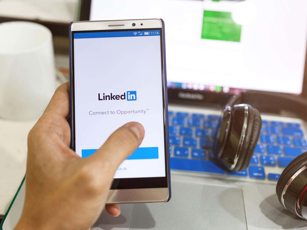 LinkedIn fined 310 million euros by Data Protection Commission | Express & Star
