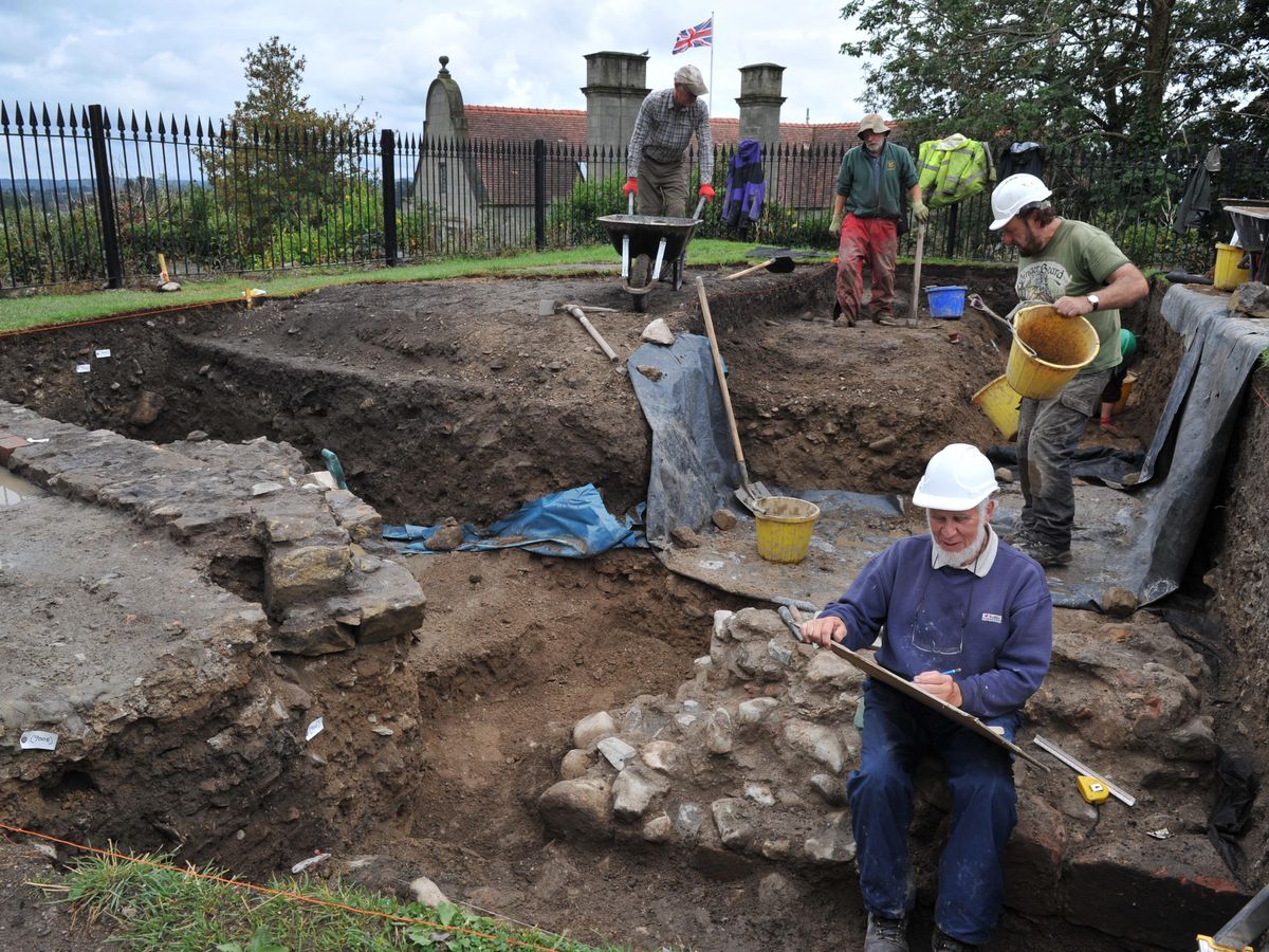 Dig uncovers the past at Oswestry Castle | Shropshire Star