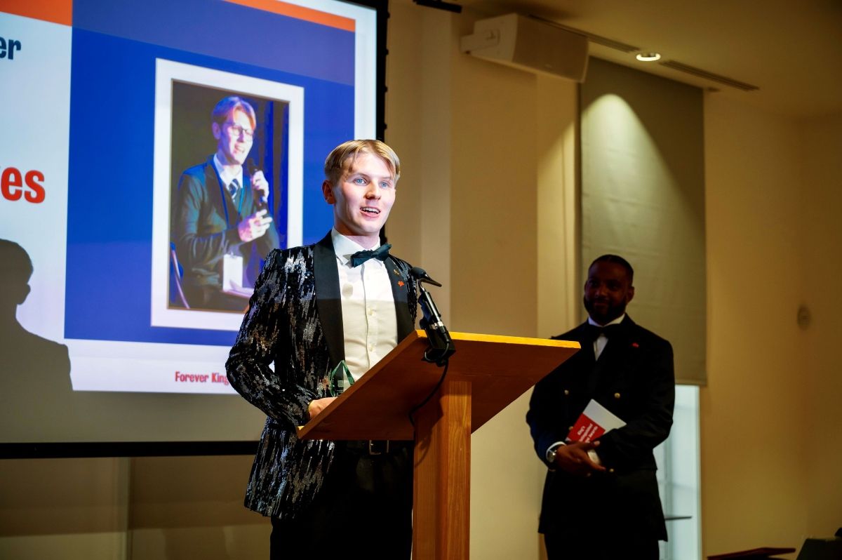 Leading light in tennis and politics follows Prime Minister in ...