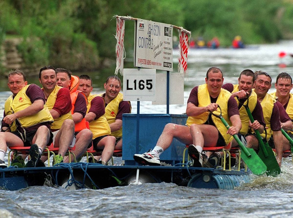 Flashback to 1999: Boating fun in the sun at the River Severn regatta ...