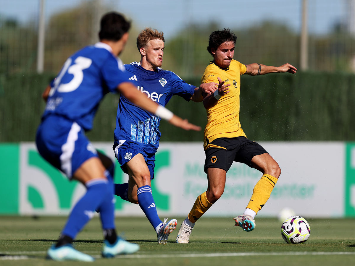 Hugo Bueno up for Wolves first team fight after disappointing campaign ...