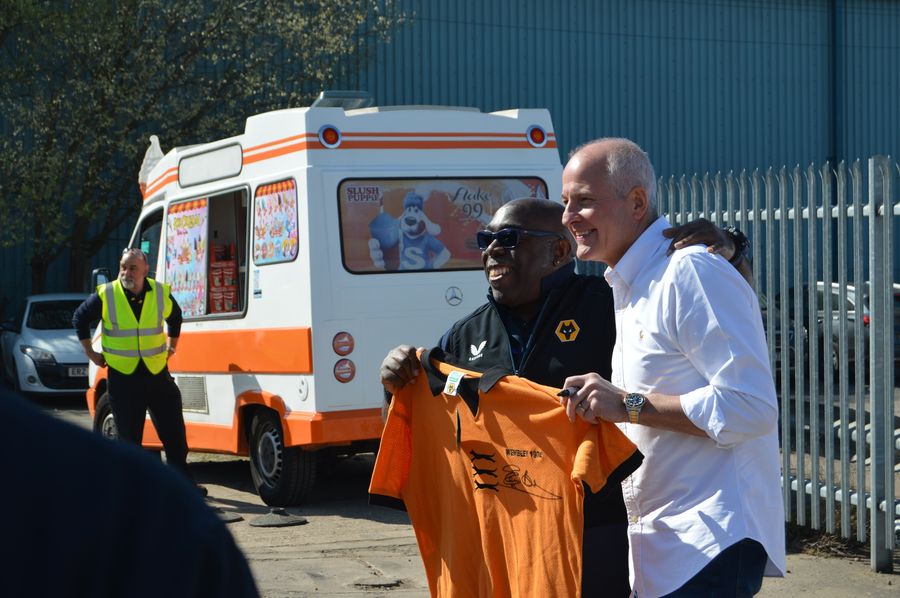 Wolves legend Steve Bull adds star power to Black Country business ...