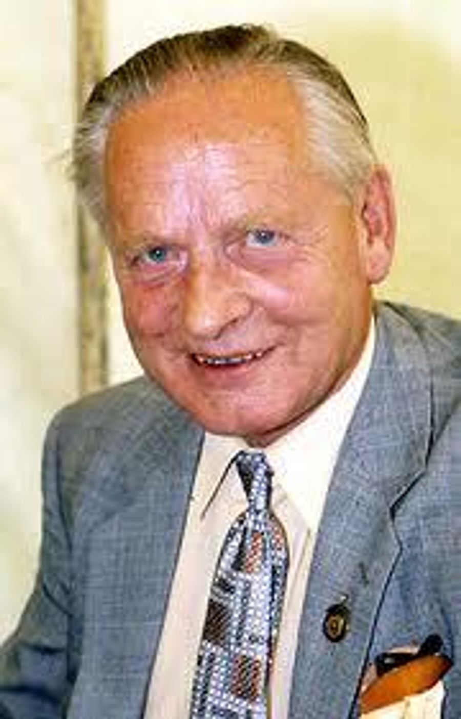 How pioneering gardener Percy Thrower helped shape Shrewsbury ...