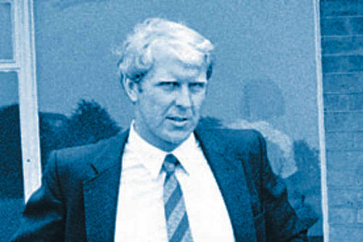 Former Wolves boss Graham Hawkins tells of cancer struggle | Express & Star